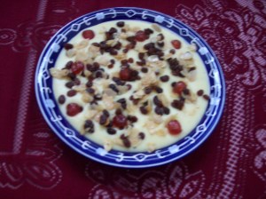 Parsi Ravo (Sweet Semolina Custard) - Zoroastrians.net