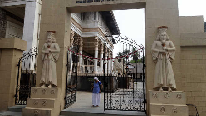 Udvada - Firmly guarding a tradition - Zoroastrians.net