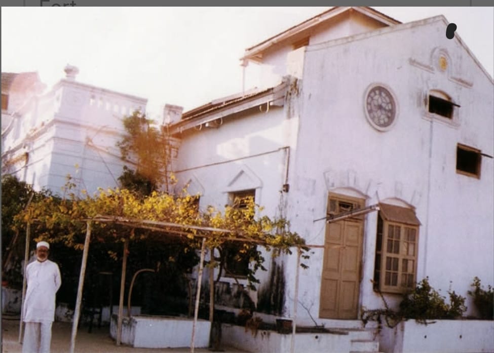 Bharuch Agiary - Zoroastrians.net